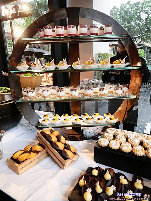 ปูทะเล ฟัวกราส์ มากันไม่อั้นที่ 100° EAST ANANTARA SATHORN BANGKOK ...